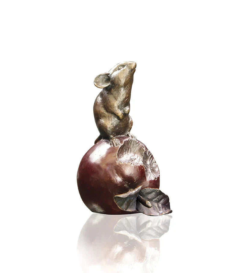 Richard Cooper Mouse on Apple Bronze Sculpture – Catherine Best